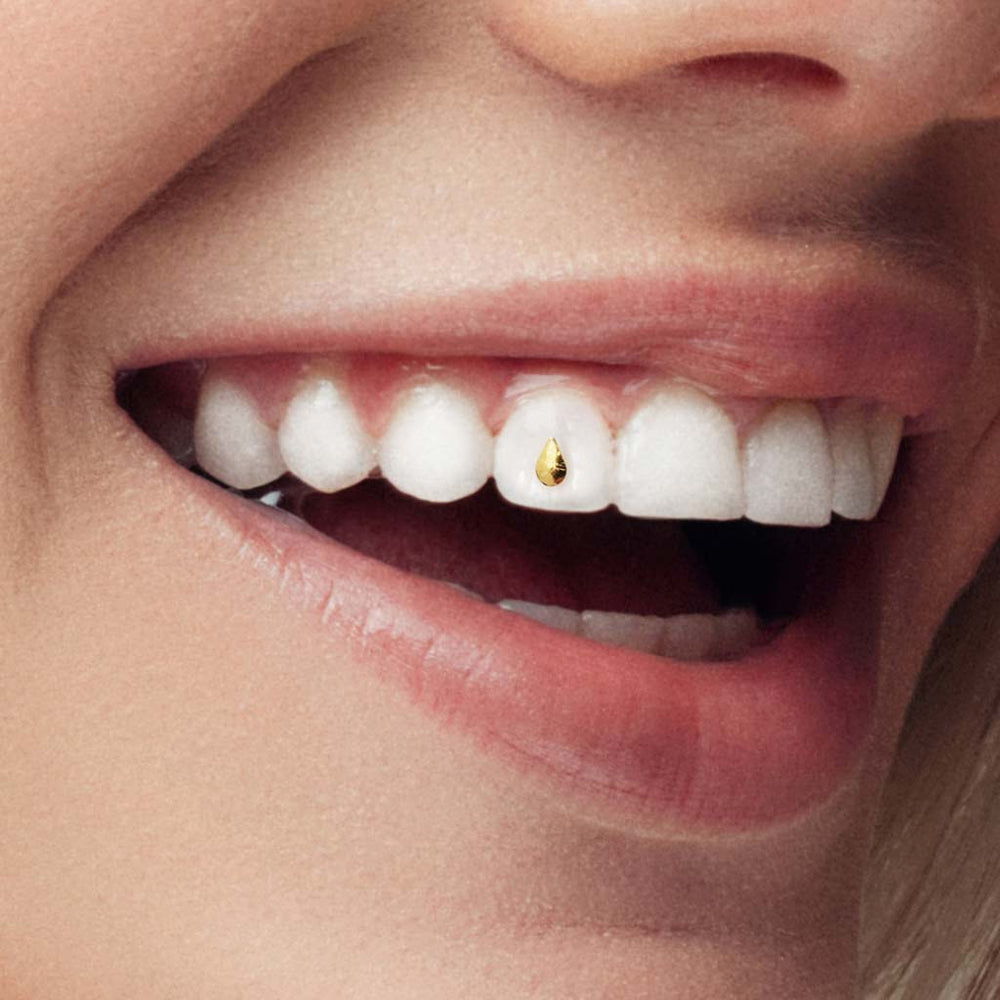 Small Droplet Tooth Gem – 24k Solid Gold | Subtle Sparkle
